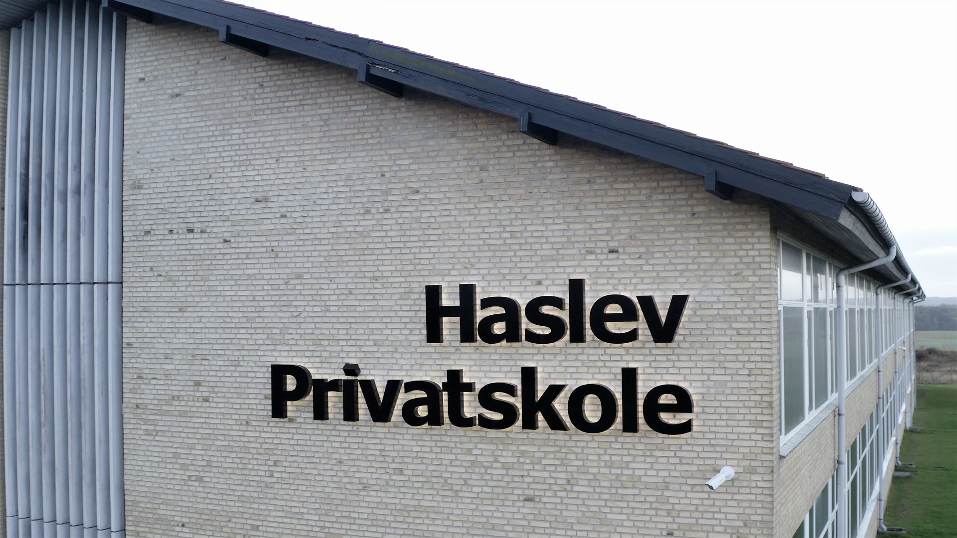 Kontakt os på Haslev Privatskole allerede i dag